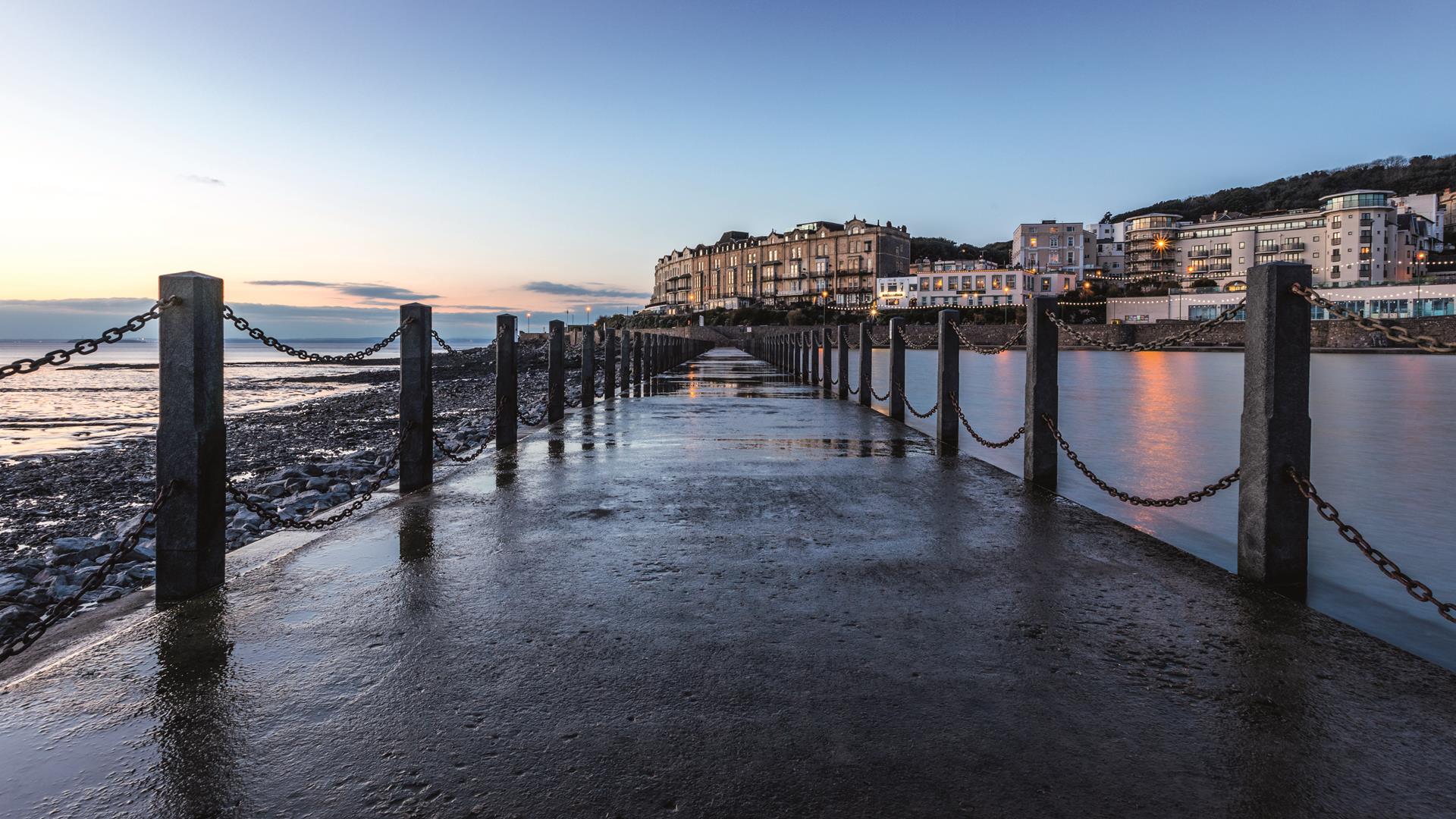 Coach Holidays to Weston-super-Mare 2026 | Somerset Seaside | Grand UK