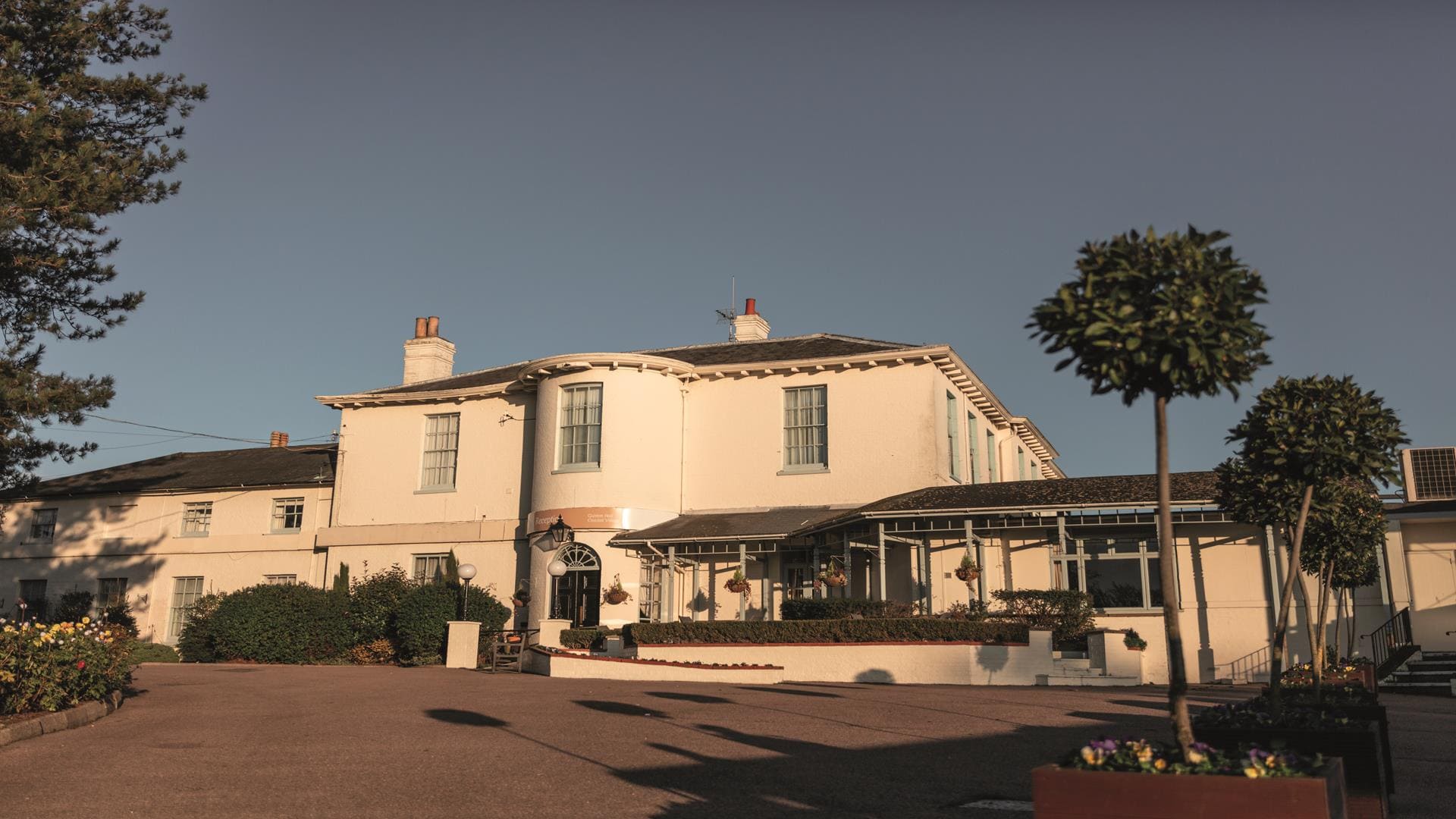 Warner Hotels - Gunton Hall